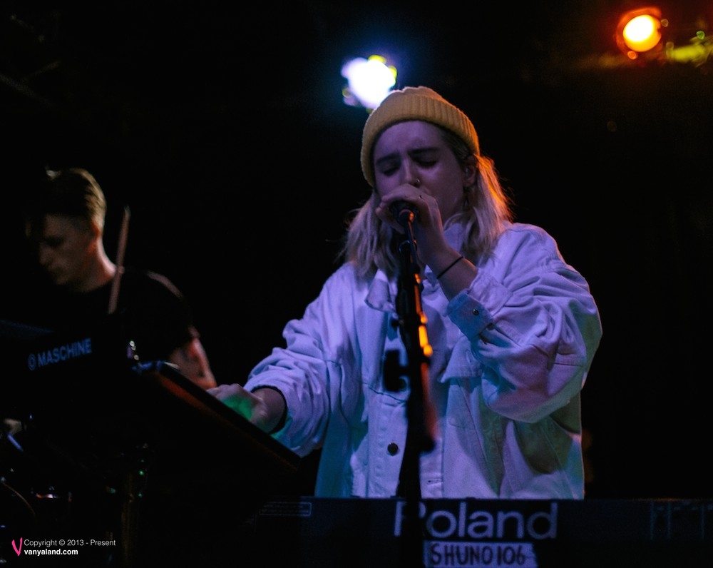 Photo Gallery: Shura and YEYEY dance in the darkness last night in ...