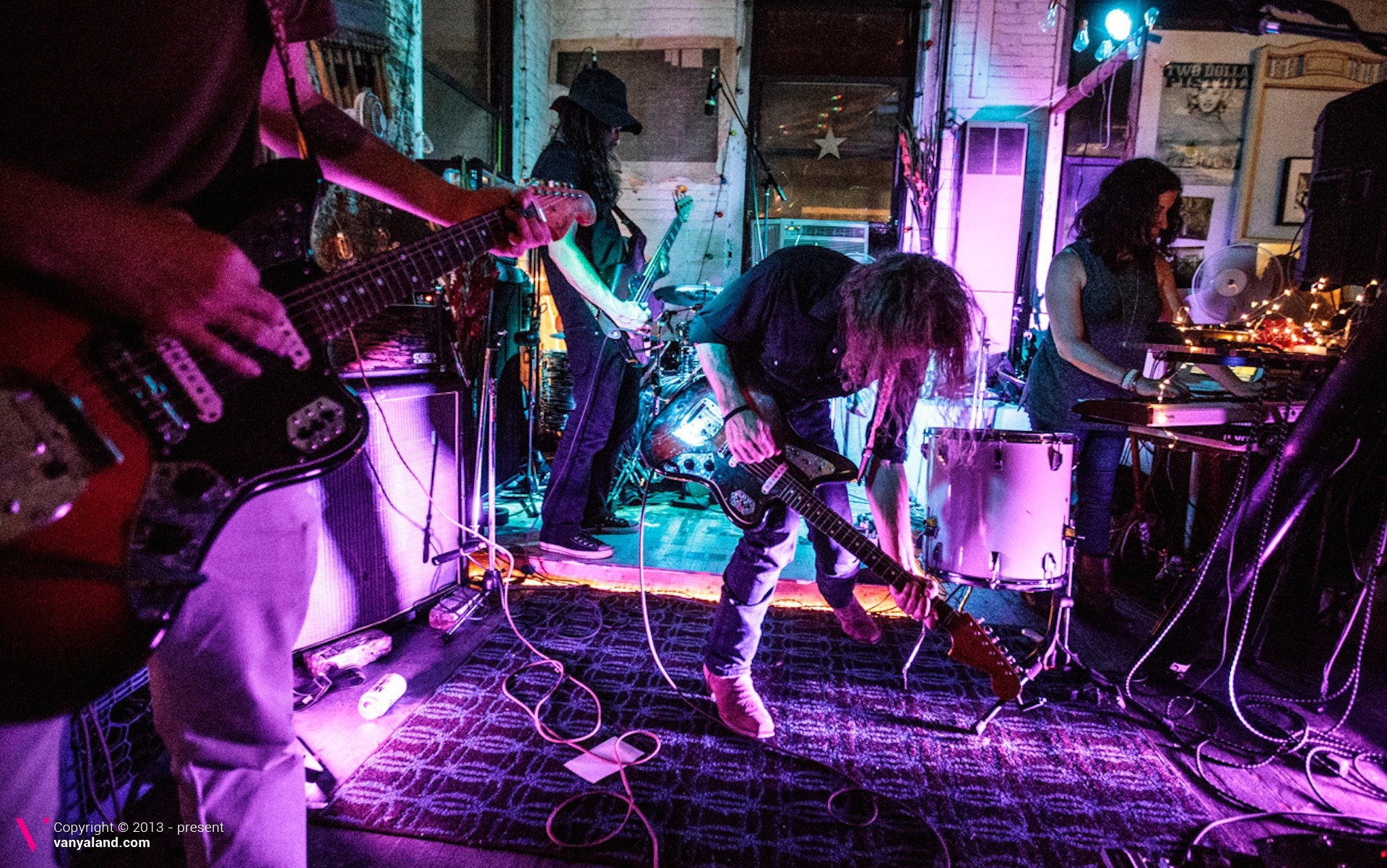 Photo Gallery: Ghost Box Orchestra depart in a hail of psych and sweat ...