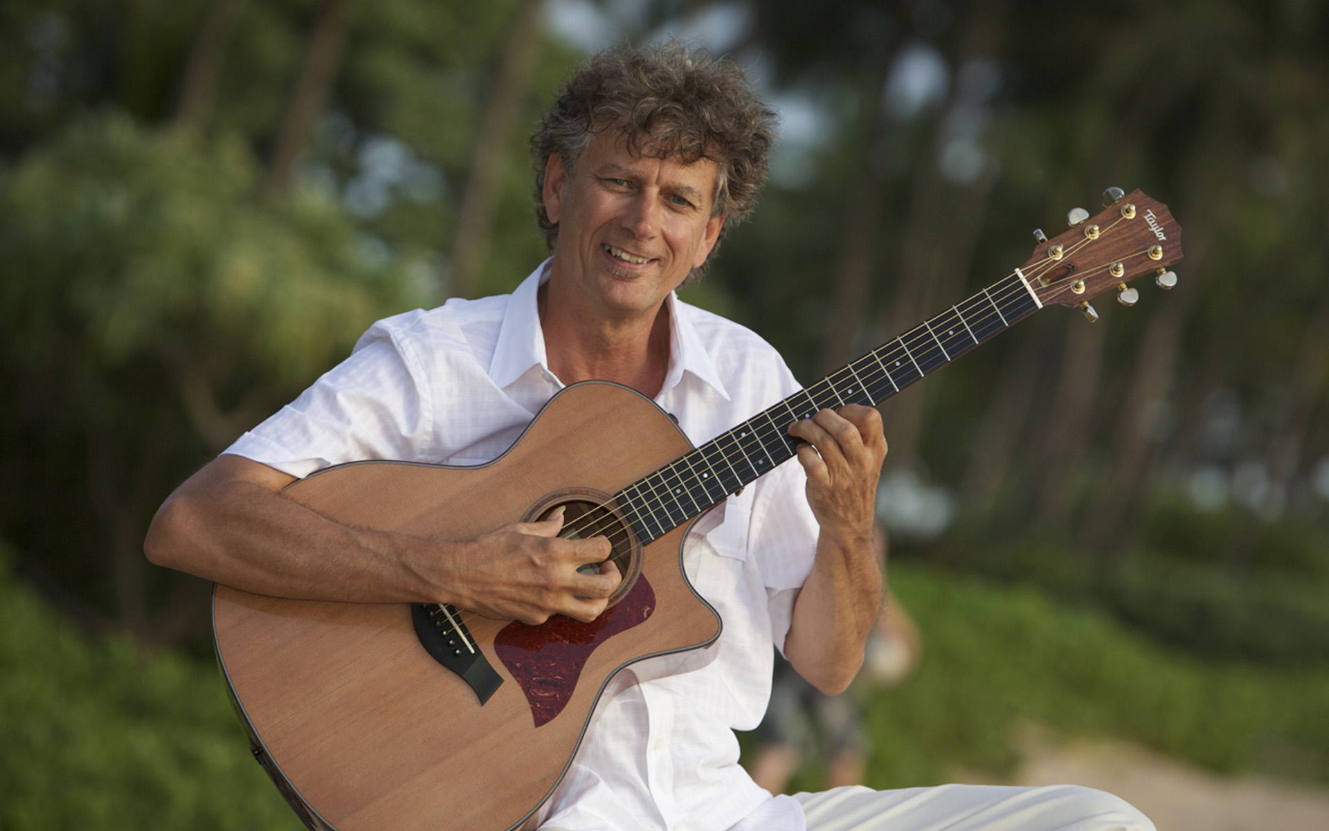 'Weird Al' bandmates Stephen Jay and Jim 'Kimo' West tour a Parallel line