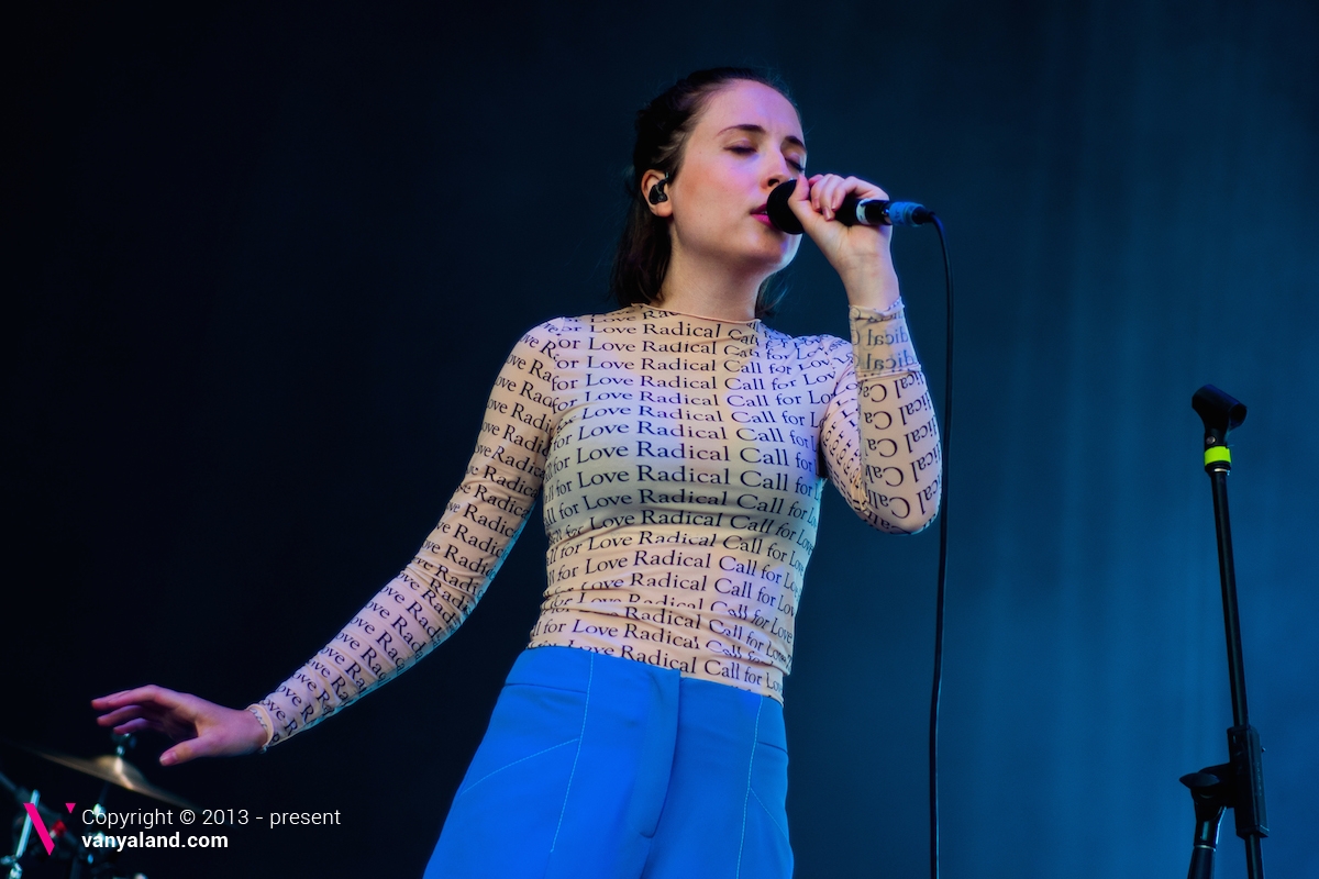Vance Joy and Alice Merton live at The Pavilion in Boston